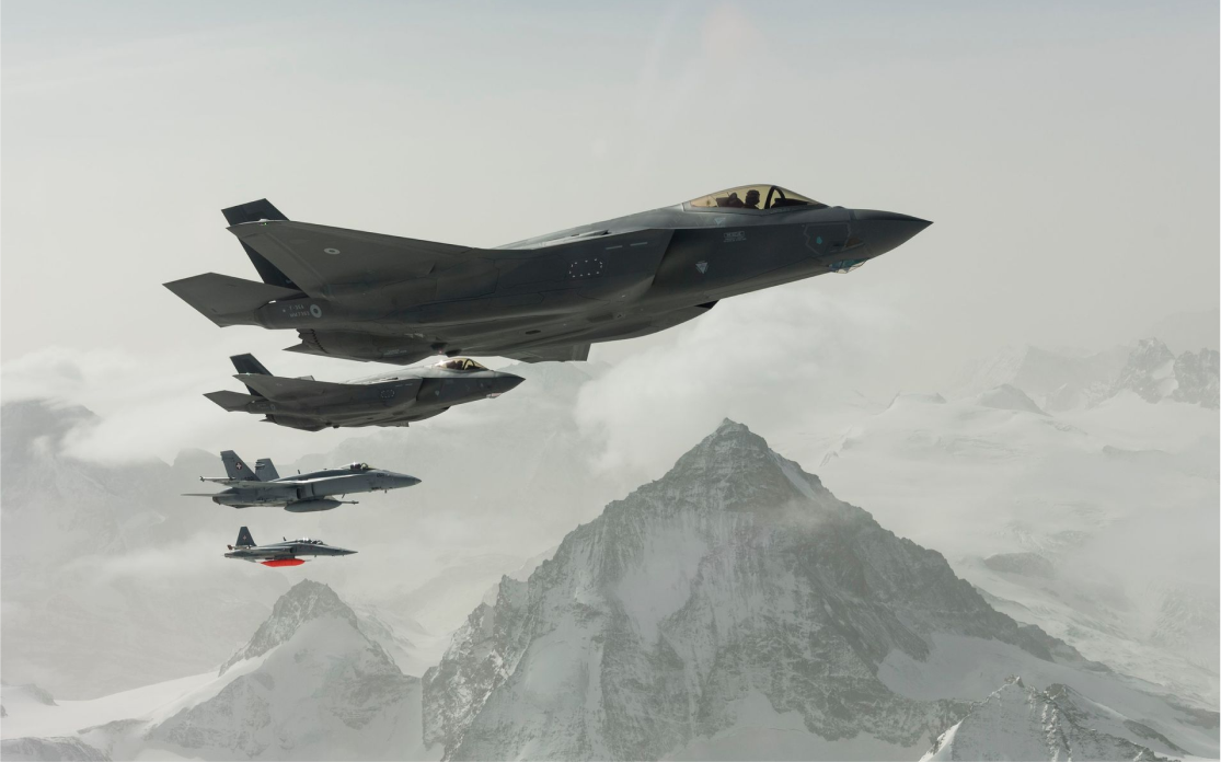 Armée suisse | Armée suisse défend