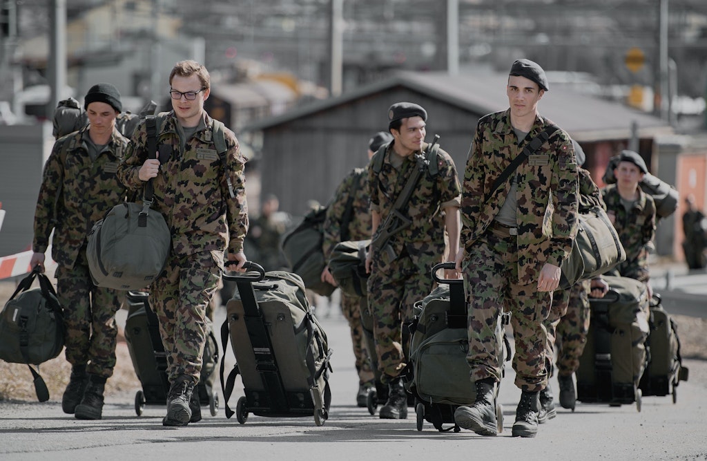 Armée suisse | Armée suisse défend